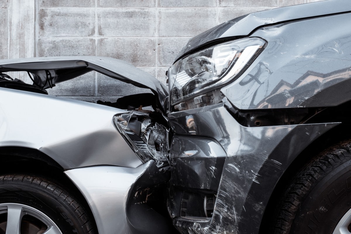 What Should I Know About Head-On Collisions? | Kansas City Accident ...