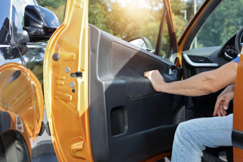 What Is a “Dooring” Accident? | Kansas City Accident Injury Attorneys
