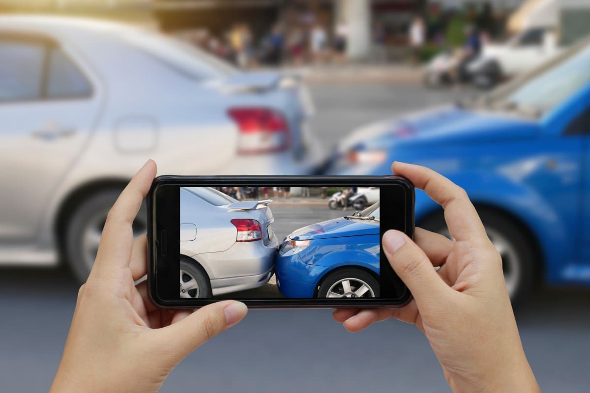 How to Photograph a Car Accident Scene | Kansas City Accident Injury ...